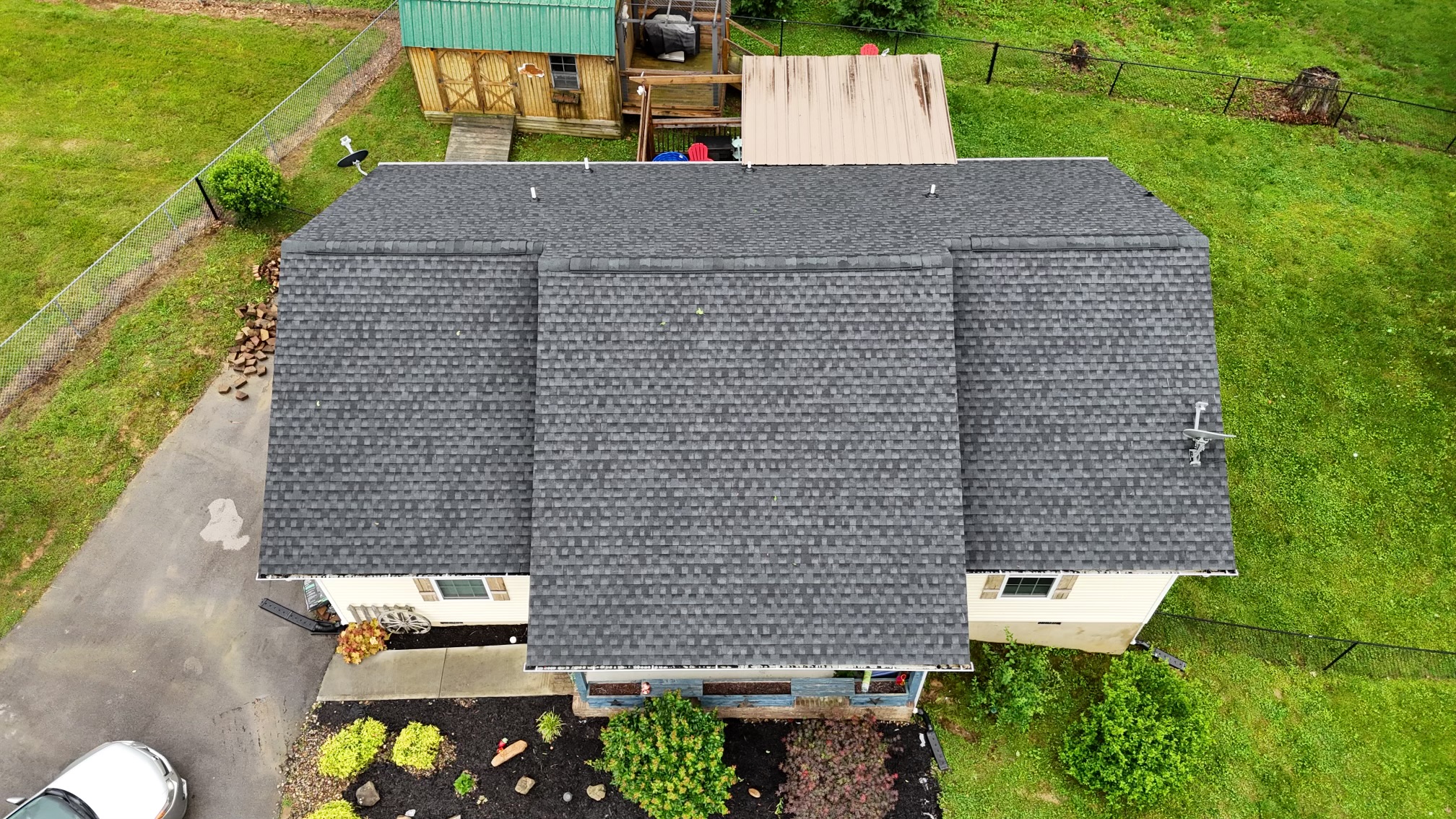 Reimagining Dandridge's Skyline: GAF's Timberline HDZ Charcoal Shingles